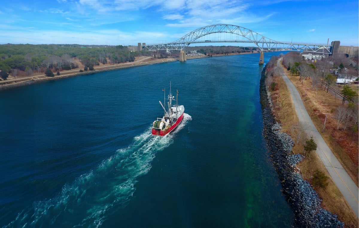 Explore the Scenic Cape Cod Canal